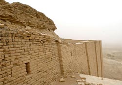 Ur ókori városa 30 év múlva a piramisokkal is vetekedhet